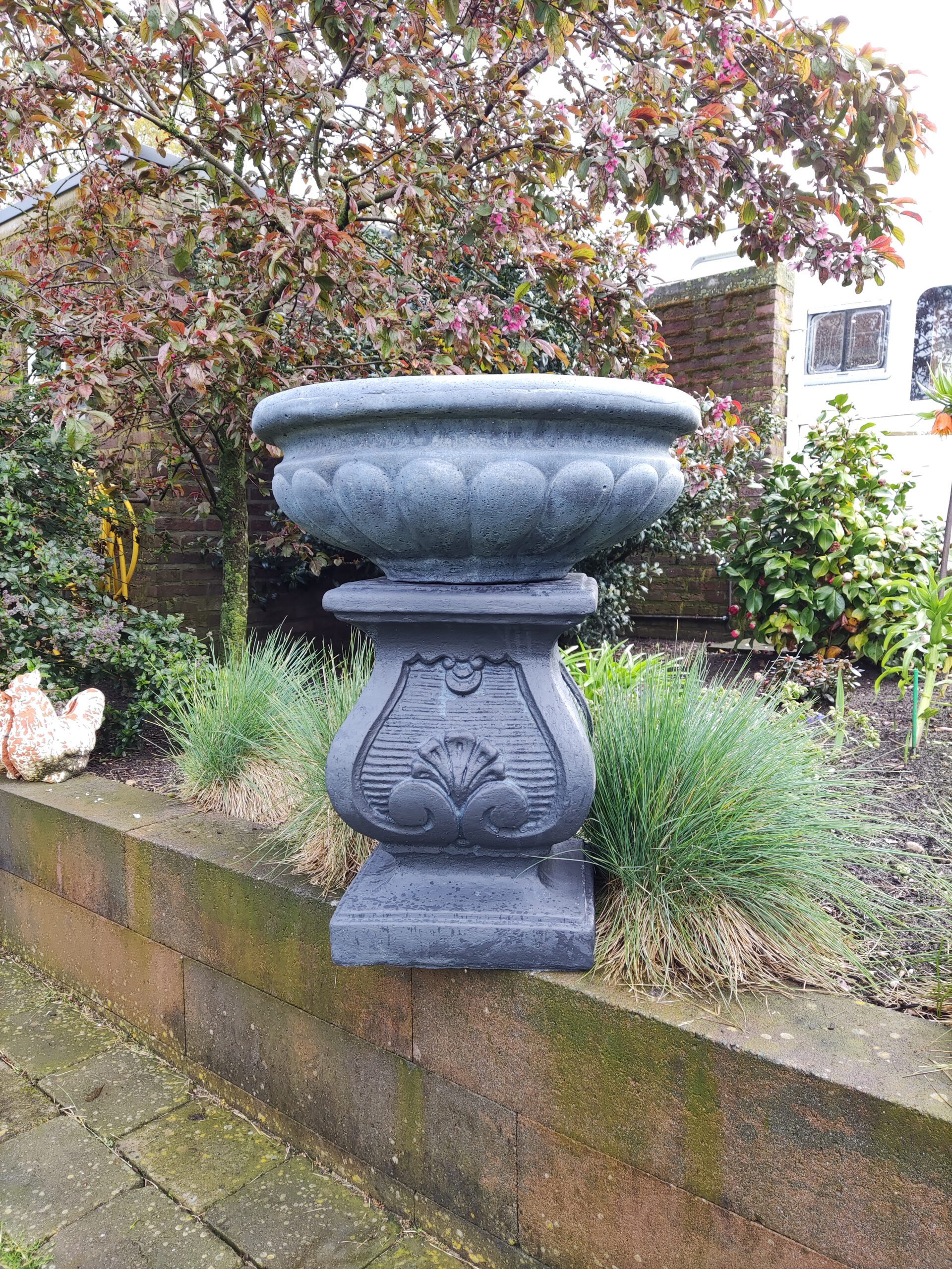 Plantenschaal met sokkel model 3 - set - Zorgboerderij Erve Wessels